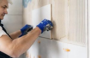 How To Remove Wall Tiles | Houspect NSW